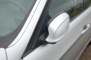 Grey BMW 320 2005 in Riga, with an engine capacity of 2.00 L and mileage of 321 thousand km for 5200 €, photo 25 on AUTOMOTO.COM.LV