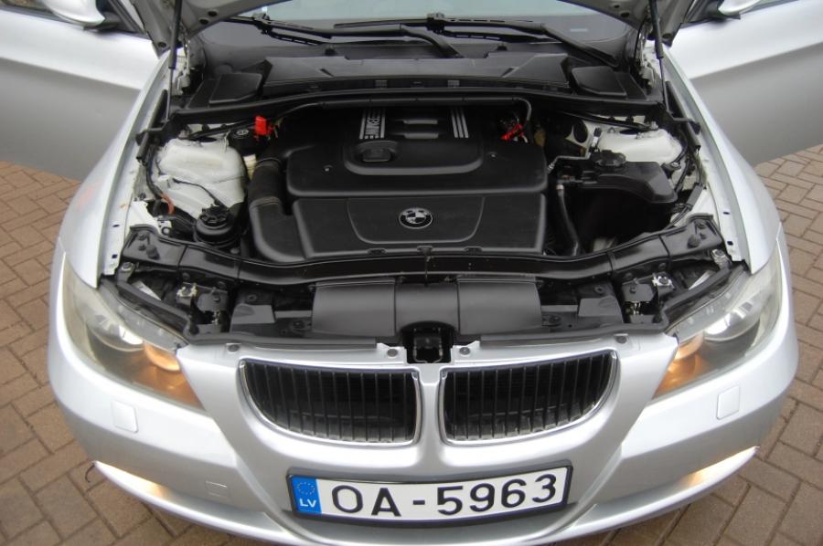 Grey BMW 320 2005 in Riga, with an engine capacity of 2.00 L and mileage of 321 thousand km for 5200 €, photo 27 on AUTOMOTO.COM.LV