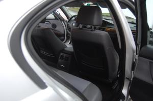 Grey BMW 320 2005 in Riga, with an engine capacity of 2.00 L and mileage of 321 thousand km for 5200 €, photo 34 on AUTOMOTO.COM.LV