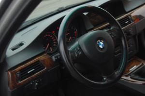 Grey BMW 320 2005 in Riga, with an engine capacity of 2.00 L and mileage of 321 thousand km for 5200 €, photo 45 on AUTOMOTO.COM.LV