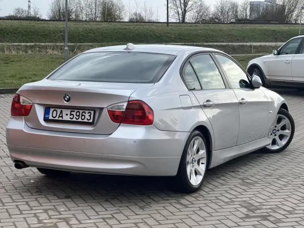 Серый БМВ 320 2005 в Екабпилс, объемом двигателя 2.00 л и пробегом 321 тыс. км за 5200 €, фото 2 на AUTOMOTO.COM.LV