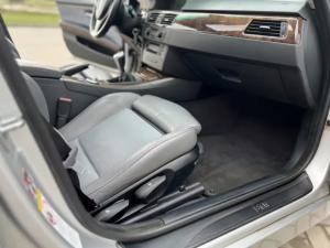 Pelēks BMW 320 2005 Jēkabpils, ar dzinēja tilpumu 2.00 L un nobraukumu 321 tūkst. km par 5200 €, foto 20 vietnē AUTOMOTO.COM.LV