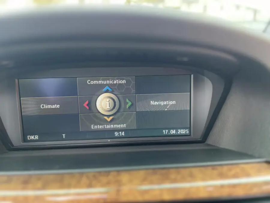 Pelēks BMW 320 2005 Jēkabpils, ar dzinēja tilpumu 2.00 L un nobraukumu 321 tūkst. km par 5200 €, foto 28 vietnē AUTOMOTO.COM.LV