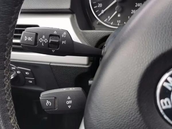 Grey BMW 320 2005 in Kuldiga, with an engine capacity of 2.00 L and mileage of 249 thousand km for 4200 €, photo 8 on AUTOMOTO.COM.LV