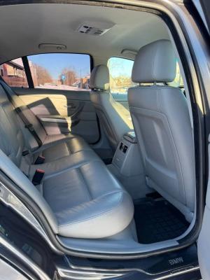 Pelēks BMW 320 2005 Ventspils, ar dzinēja tilpumu 2.00 L un nobraukumu 350 tūkst. km par 2990 €, foto 12 vietnē AUTOMOTO.COM.LV