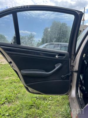 Pelēks BMW 320 2005 Jēkabpils, ar dzinēja tilpumu 2.00 L un nobraukumu 0 tūkst. km par 700 €, foto  vietnē AUTOMOTO.COM.LV