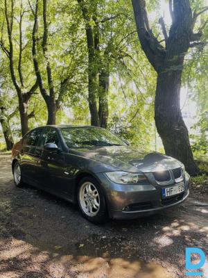 Grey BMW 320 2005 in Riga, with an engine capacity of 2.00 L and mileage of 322 thousand km for 3150 €, photo 3 on AUTOMOTO.COM.LV