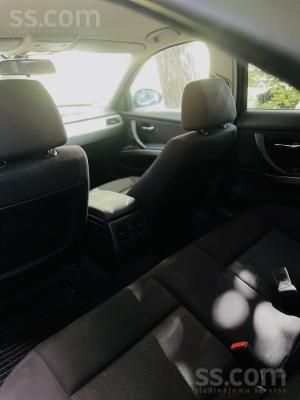 Pelēks BMW 320 2005 Rīga, ar dzinēja tilpumu 2.00 L un nobraukumu 322 tūkst. km par 3150 €, foto 9 vietnē AUTOMOTO.COM.LV