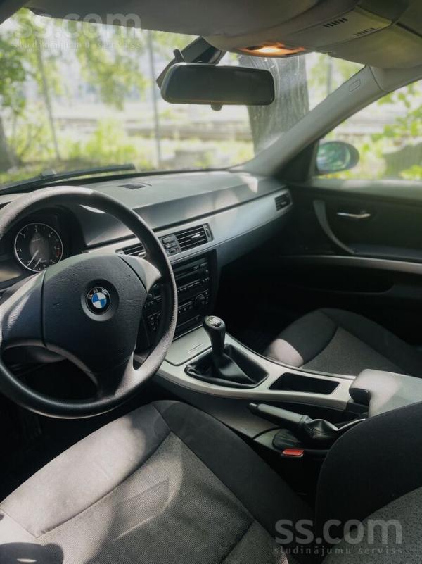 Grey BMW 320 2005 in Riga, with an engine capacity of 2.00 L and mileage of 322 thousand km for 2900 €, photo 7 on AUTOMOTO.COM.LV