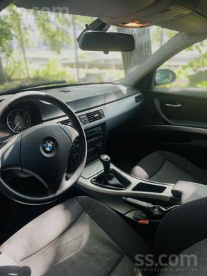 Grey BMW 320 2005 in Riga, with an engine capacity of 2.00 L and mileage of 322 thousand km for 2900 €, photo 8 on AUTOMOTO.COM.LV