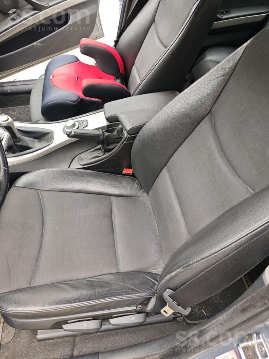 Pelēks BMW 320 2005 Rēzekne, ar dzinēja tilpumu 2.00 L un nobraukumu 200 tūkst. km par 3500 €, foto 5 vietnē AUTOMOTO.COM.LV