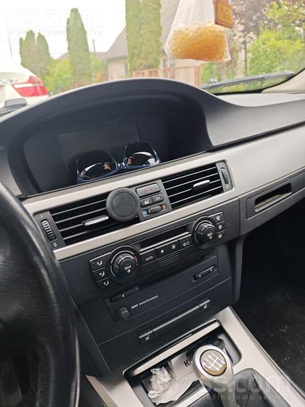 Pelēks BMW 320 2005 Rēzekne, ar dzinēja tilpumu 2.00 L un nobraukumu 200 tūkst. km par 3500 €, foto 6 vietnē AUTOMOTO.COM.LV