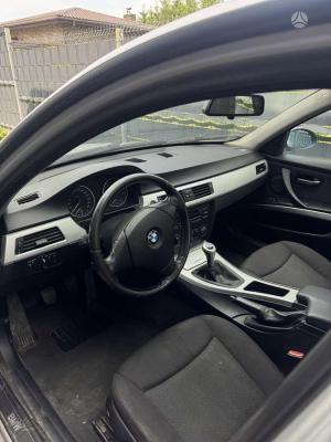 Pelēks BMW 320 2005 Viļņa, ar dzinēja tilpumu 2.00 L un nobraukumu 379 tūkst. km par 2550 €, foto 8 vietnē AUTOMOTO.COM.LV