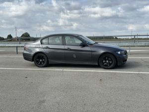 Pelēks BMW 320 2005 Šauļi, ar dzinēja tilpumu 2.00 L un nobraukumu 313 tūkst. km par 2650 €, foto 7 vietnē AUTOMOTO.COM.LV