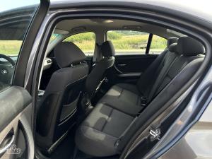 Pelēks BMW 320 2005 Šauļi, ar dzinēja tilpumu 2.00 L un nobraukumu 313 tūkst. km par 2650 €, foto 10 vietnē AUTOMOTO.COM.LV