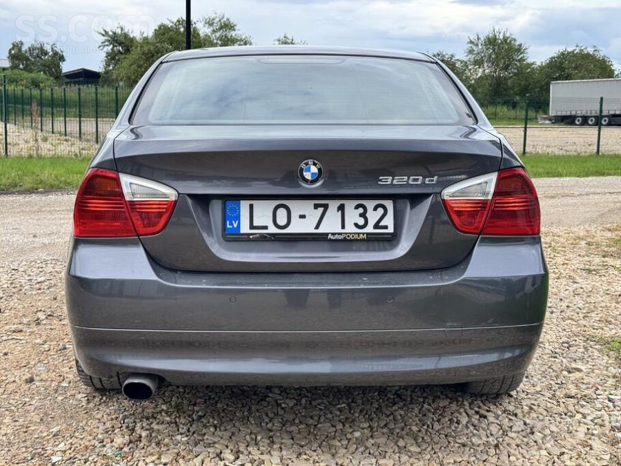 Pelēks BMW 320 2005 Rīga, ar dzinēja tilpumu 2.00 L un nobraukumu 380 tūkst. km par 3550 €, foto 5 vietnē AUTOMOTO.COM.LV