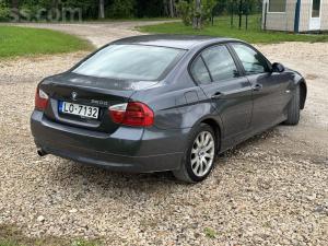 Pelēks BMW 320 2005 Rīga, ar dzinēja tilpumu 2.00 L un nobraukumu 380 tūkst. km par 3550 €, foto 8 vietnē AUTOMOTO.COM.LV