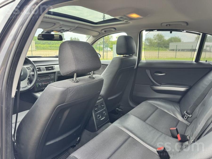 Pelēks BMW 320 2005 Rīga, ar dzinēja tilpumu 2.00 L un nobraukumu 380 tūkst. km par 3550 €, foto 16 vietnē AUTOMOTO.COM.LV