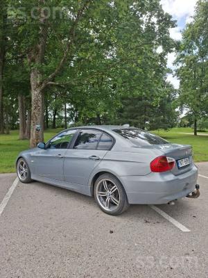 Pelēks BMW 320 2005 Jelgava, ar dzinēja tilpumu 2.00 L un nobraukumu 453 tūkst. km par 2300 €, foto 7 vietnē AUTOMOTO.COM.LV
