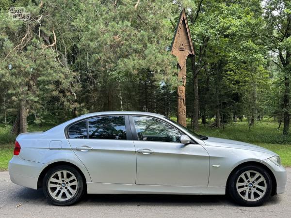 Grey BMW 320 2005 in Panevezys, with an engine capacity of 2.00 L and mileage of 394 thousand km for 1850 €, photo 6 on AUTOMOTO.COM.LV
