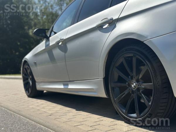 Pelēks BMW 320 2005 Limbaži, ar dzinēja tilpumu 2.00 L un nobraukumu 323 tūkst. km par 5500 €, foto 9 vietnē AUTOMOTO.COM.LV