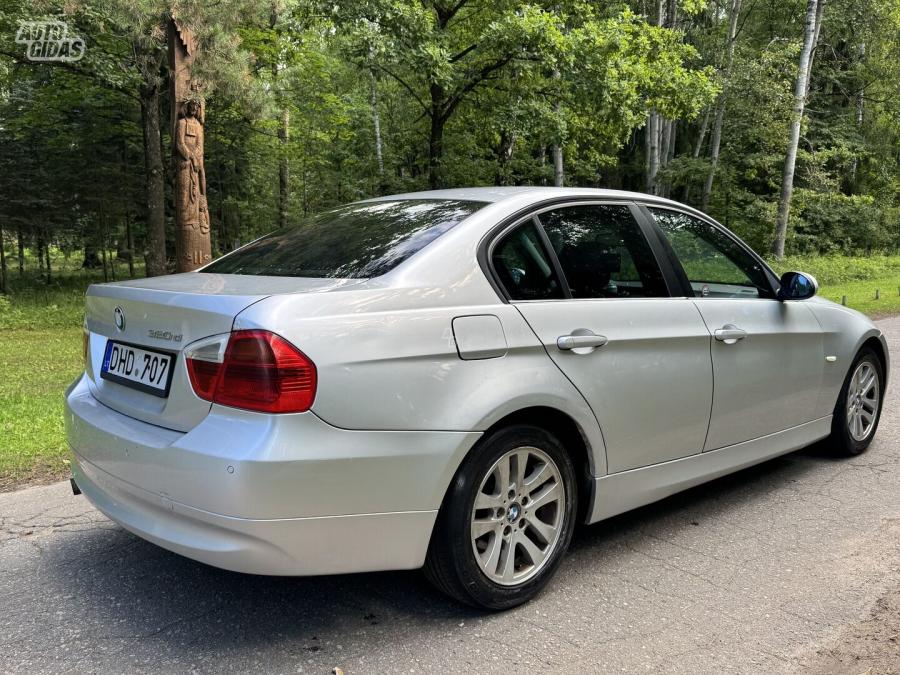 Pelēks BMW 320 2005 Panevēža, ar dzinēja tilpumu 2.00 L un nobraukumu 392 tūkst. km par 1750 €, foto 9 vietnē AUTOMOTO.COM.LV