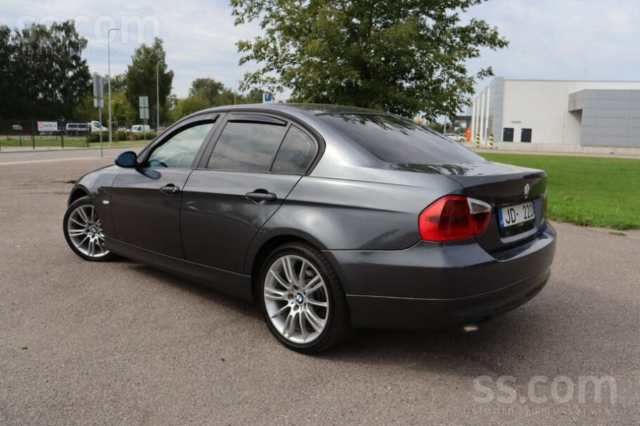 Pelēks BMW 320 2005 Rīga, ar dzinēja tilpumu 2.00 L un nobraukumu 0 tūkst. km par 3490 €, foto 4 vietnē AUTOMOTO.COM.LV
