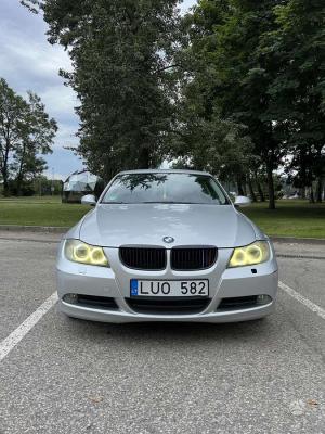 Grey BMW 320 2005 in Vilnius, with an engine capacity of 2.00 L and mileage of 354 thousand km for 3450 €, photo 3 on AUTOMOTO.COM.LV