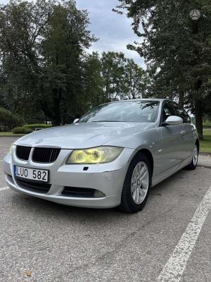Grey BMW 320 2005 in Vilnius, with an engine capacity of 2.00 L and mileage of 354 thousand km for 3450 €, photo 4 on AUTOMOTO.COM.LV