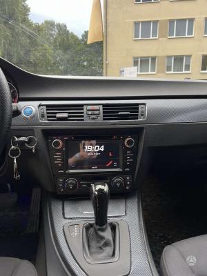 Grey BMW 320 2005 in Vilnius, with an engine capacity of 2.00 L and mileage of 354 thousand km for 3450 €, photo 6 on AUTOMOTO.COM.LV