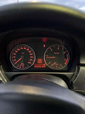 Grey BMW 320 2005 in Vilnius, with an engine capacity of 2.00 L and mileage of 354 thousand km for 3450 €, photo 13 on AUTOMOTO.COM.LV