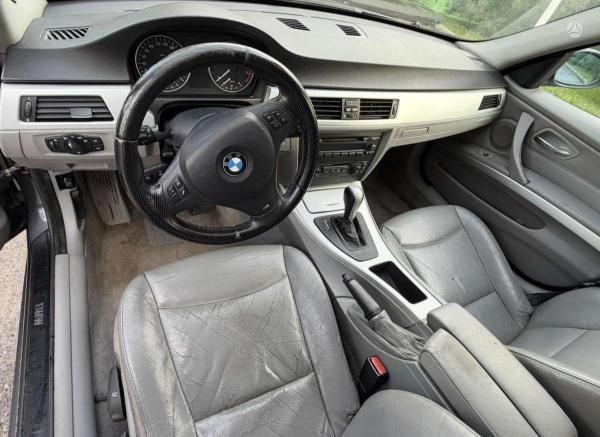 Pelēks BMW 320 2005 Kauņa, ar dzinēja tilpumu 2.00 L un nobraukumu 498 tūkst. km par 2000 €, foto 9 vietnē AUTOMOTO.COM.LV