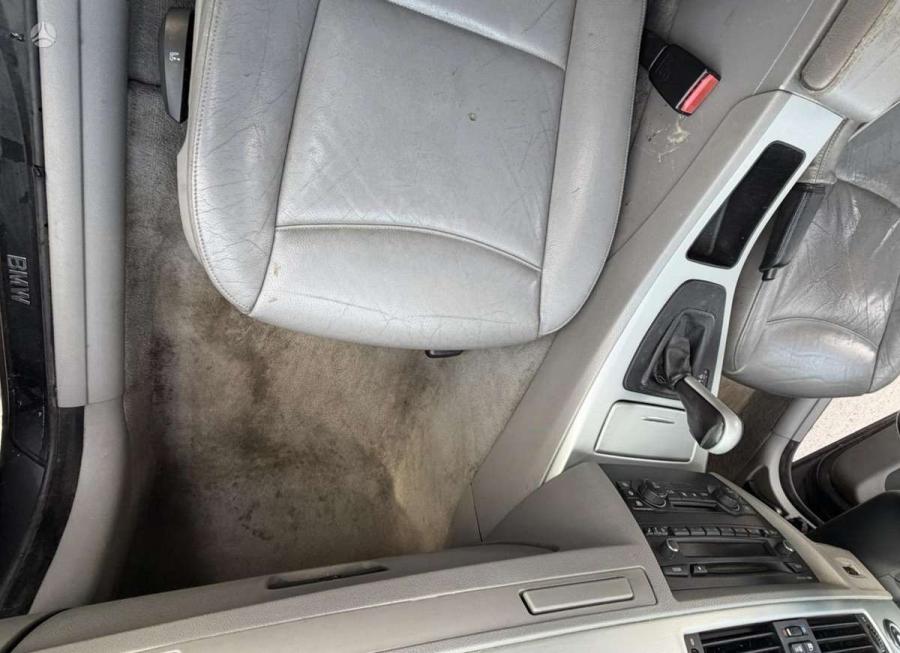 Pelēks BMW 320 2005 Kauņa, ar dzinēja tilpumu 2.00 L un nobraukumu 498 tūkst. km par 2000 €, foto 10 vietnē AUTOMOTO.COM.LV