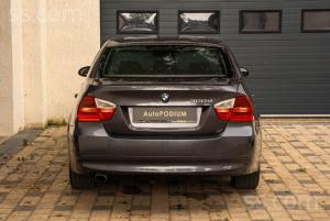 Pelēks BMW 320 2005 Rīga, ar dzinēja tilpumu 2.00 L un nobraukumu 380 tūkst. km par 3350 €, foto 4 vietnē AUTOMOTO.COM.LV