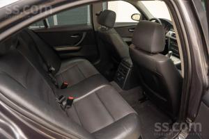 Pelēks BMW 320 2005 Rīga, ar dzinēja tilpumu 2.00 L un nobraukumu 380 tūkst. km par 3350 €, foto 21 vietnē AUTOMOTO.COM.LV