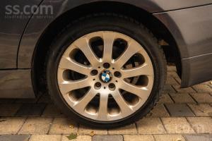 Pelēks BMW 320 2005 Rīga, ar dzinēja tilpumu 2.00 L un nobraukumu 380 tūkst. km par 3350 €, foto 22 vietnē AUTOMOTO.COM.LV
