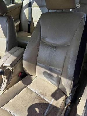 Grey BMW 320 2005 in Vilnius, with an engine capacity of 2.00 L and mileage of 339 thousand km for 1999 €, photo 15 on AUTOMOTO.COM.LV