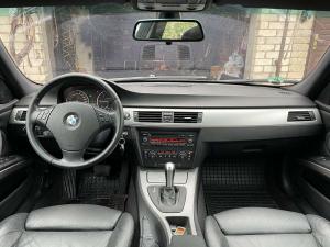 Grey BMW 320 2006 in Ignalina, with an engine capacity of 2.00 L and mileage of 360 thousand km for 1450 €, photo 5 on AUTOMOTO.COM.LV