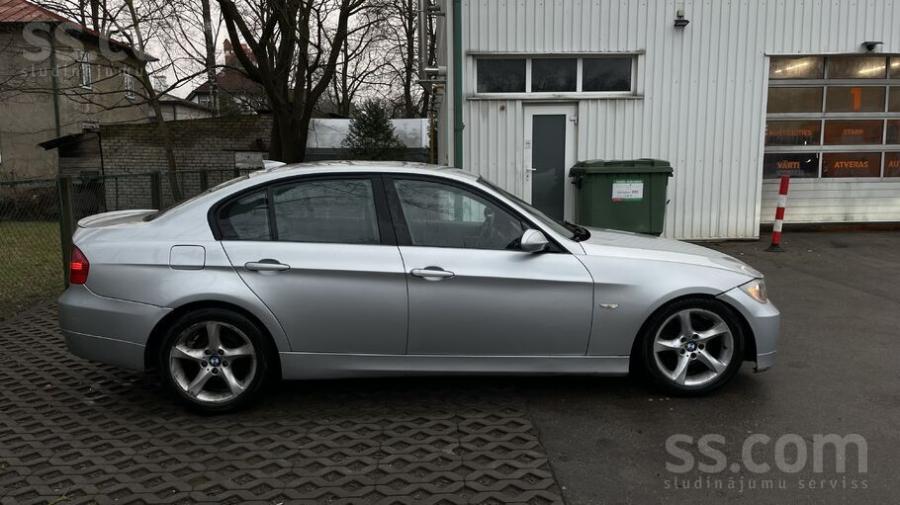 Pelēks BMW 320 2006 Rīga, ar dzinēja tilpumu 2.00 L un nobraukumu 274 tūkst. km par 3100 €, foto 2 vietnē AUTOMOTO.COM.LV