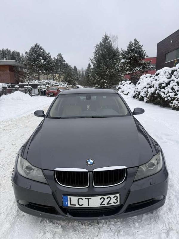 Pelēks BMW 320 2006 Viļņa, ar dzinēja tilpumu 2.00 L un nobraukumu 308 tūkst. km par 3200 €, foto 7 vietnē AUTOMOTO.COM.LV