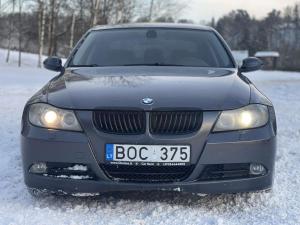 Pelēks BMW 320 2006 Viļņa, ar dzinēja tilpumu 2.00 L un nobraukumu 309 tūkst. km par 3780 €, foto 2 vietnē AUTOMOTO.COM.LV