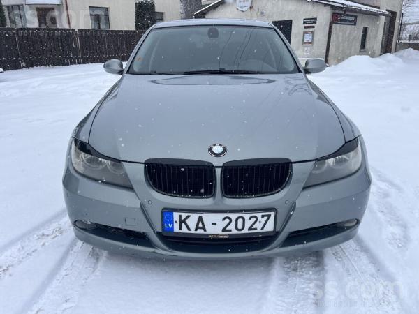 Grey BMW 320 2006 in Riga, with an engine capacity of 2.00 L and mileage of 289 thousand km for 2990 €, photo 3 on AUTOMOTO.COM.LV
