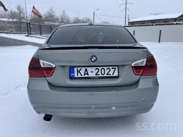 Grey BMW 320 2006 in Riga, with an engine capacity of 2.00 L and mileage of 289 thousand km for 2990 €, photo 6 on AUTOMOTO.COM.LV