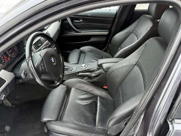 Pelēks BMW 320 2006 Klaipėda, ar dzinēja tilpumu 2.00 L un nobraukumu 240 tūkst. km par 3550 €, foto 8 vietnē AUTOMOTO.COM.LV