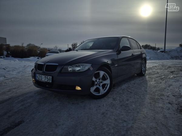 Grey BMW 320 2006 in Kaunas, with an engine capacity of 2.00 L and mileage of 416 thousand km for 2400 €, photo 1 on AUTOMOTO.COM.LV