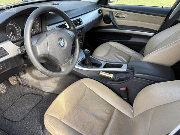 Pelēks BMW 320 2006 Viļņa, ar dzinēja tilpumu 2.00 L un nobraukumu 377 tūkst. km par 2250 €, foto 8 vietnē AUTOMOTO.COM.LV