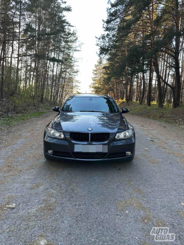 Pelēks BMW 320 2006 Viļņa, ar dzinēja tilpumu 2.00 L un nobraukumu 319 tūkst. km par 4600 €, foto 3 vietnē AUTOMOTO.COM.LV