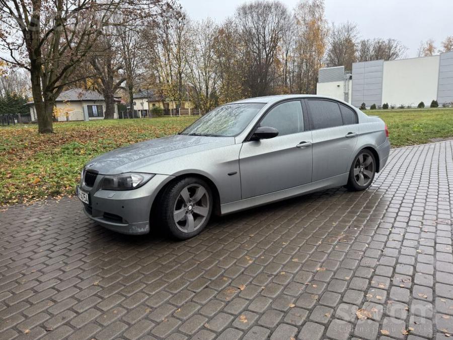 Grey BMW 320 2006 in Riga, with an engine capacity of 2.00 L and mileage of 307 thousand km for 3200 €, photo 5 on AUTOMOTO.COM.LV