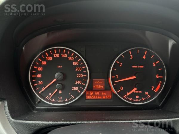Grey BMW 320 2006 in Riga, with an engine capacity of 2.00 L and mileage of 307 thousand km for 3200 €, photo 10 on AUTOMOTO.COM.LV