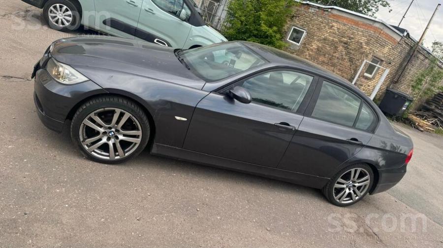 Pelēks BMW 320 2006 Rīga, ar dzinēja tilpumu 2.00 L un nobraukumu 136 tūkst. km par 3170 €, foto 11 vietnē AUTOMOTO.COM.LV
